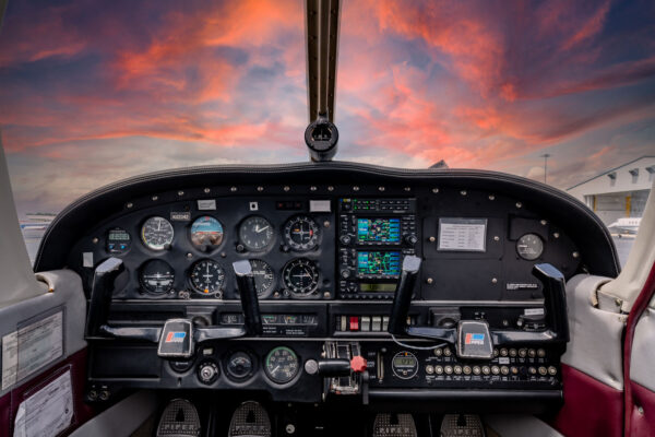 Van Anda Aviation – Easy Airplane Rental in Central Florida